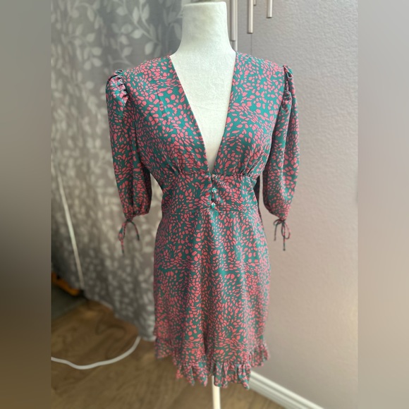 Dresses | Zack Forest Green Pink Ruffle Dress Short Sleeves Size Medium ...